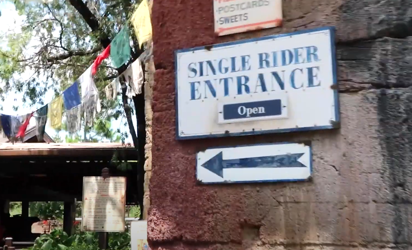 What are Single Rider Lines - Themepark Freak